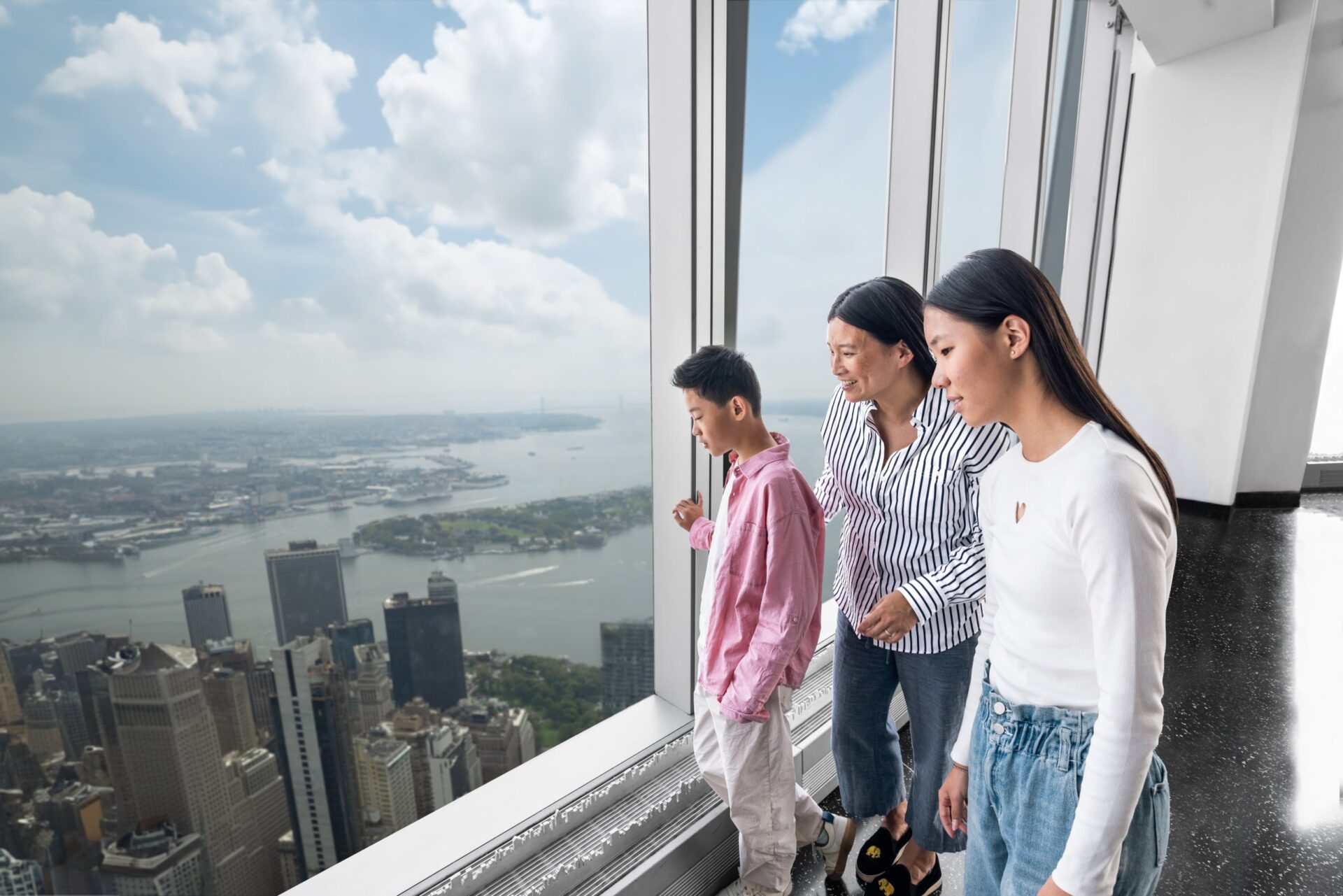 Windows to the World: A Tourist’s Guide to One World Observatory – Blog ...